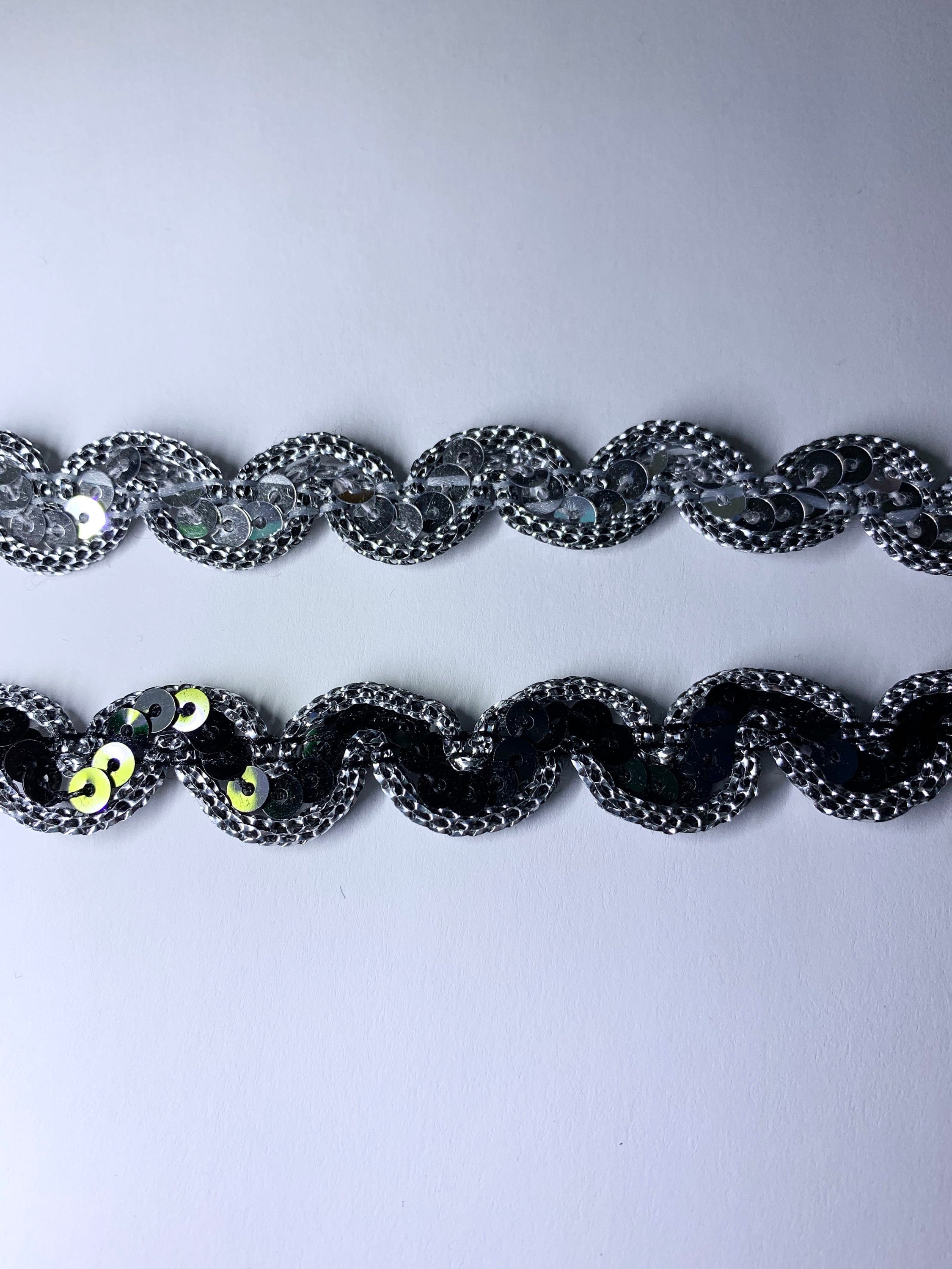 Wavy Sequin Trim | Chicago Costume Company